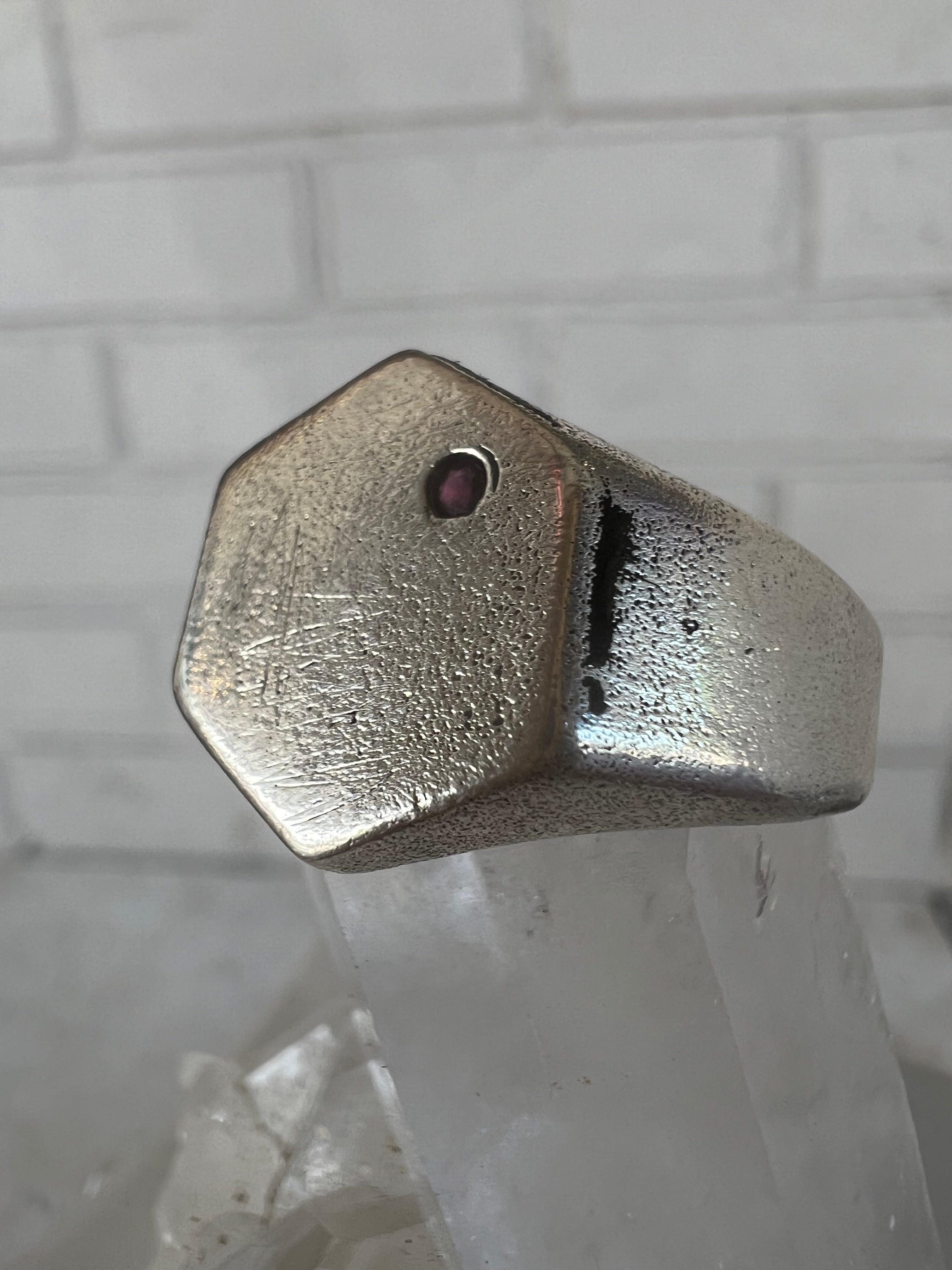 Turret Signet Ring - Ruby – Atlas Homme